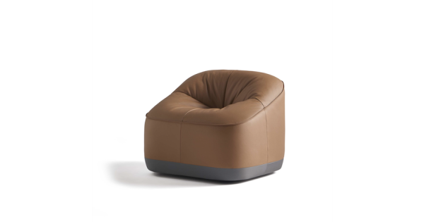 Viccarbe - Cubow Lounge Chair | cre8